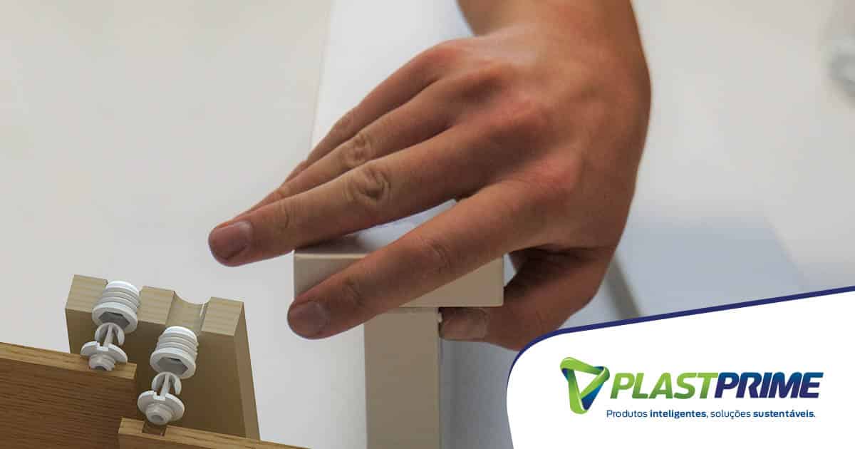 Fixadores de Painéis: facilidade na montagem de móveis! - Blog Plastprime